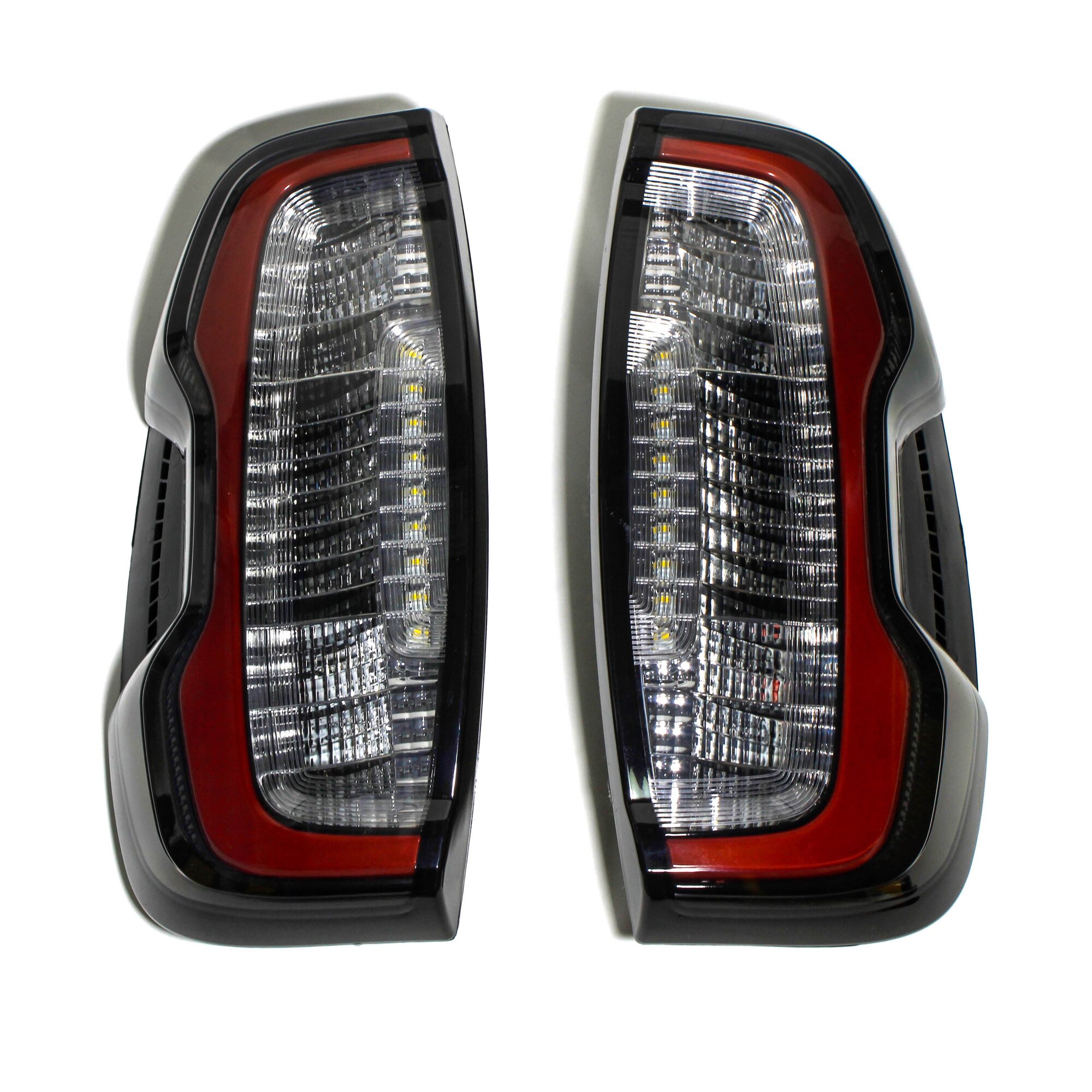 Задние светодиодные фонари Нива Тревел