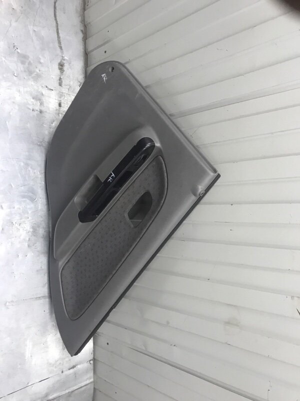 Обшивка двери Kia Rio DC A5D 2000 задн. прав. (б/у) 0K30E6855011