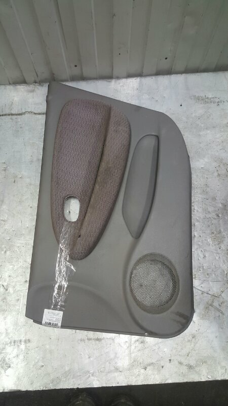 Обшивка двери передняя правая Hyundai Matrix FC 0K30E68420A11