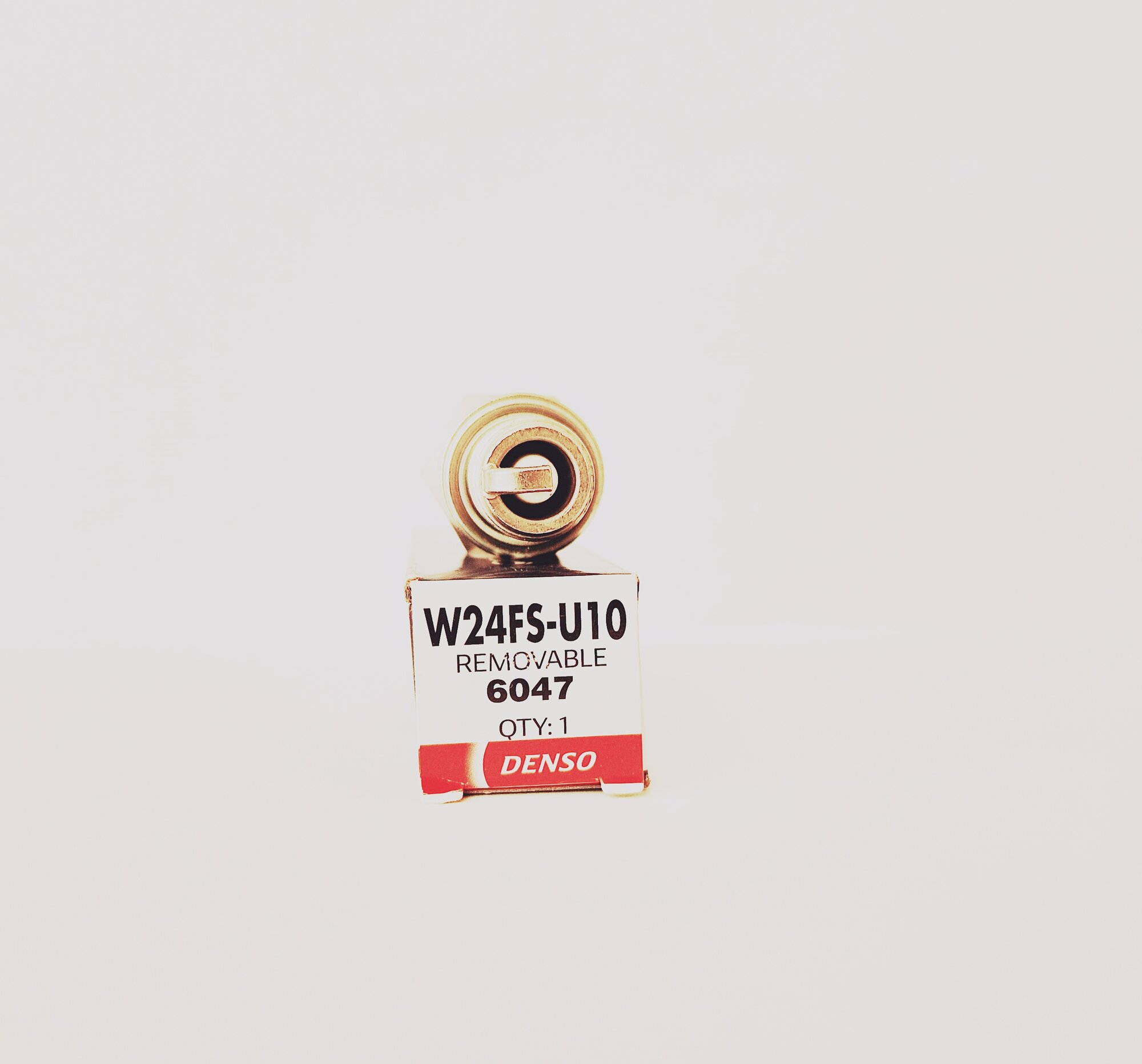 Свеча зажигания Denso W24FSU10 6047 2шт. Водомоторы, Вездеходы, Снегоходы, Гидроциклы