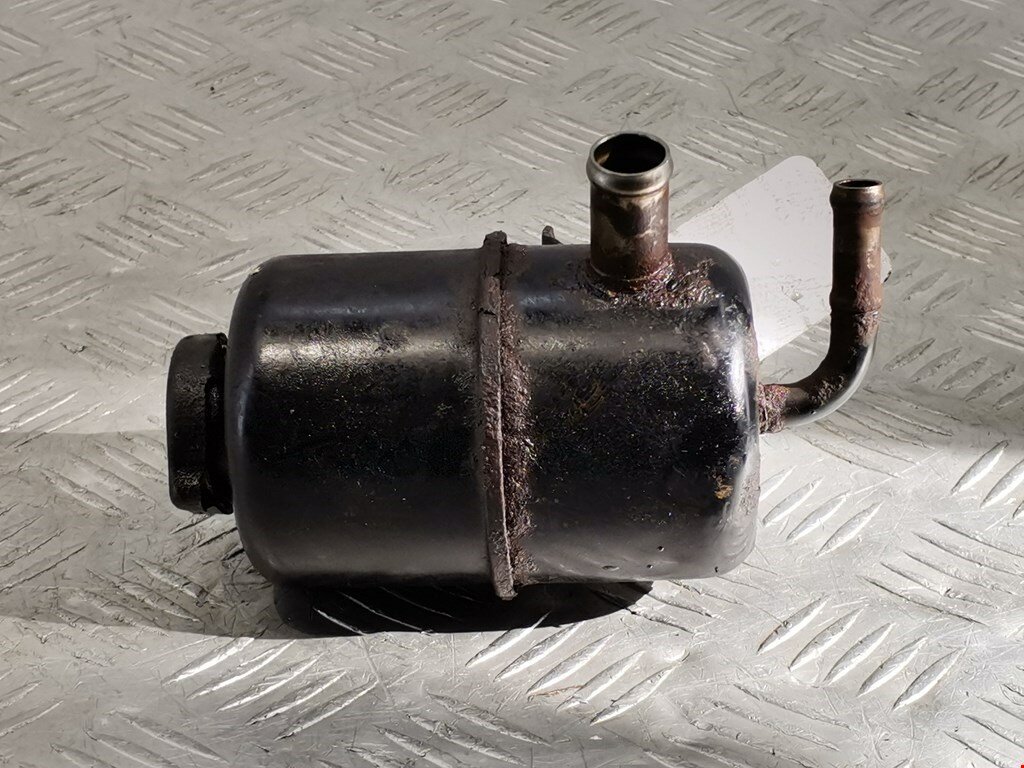 Бачок гидроусилителя Mitsubishi Colt 5 MR131449 арт. 1043212