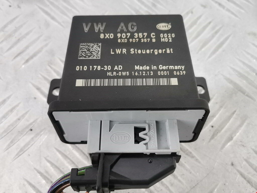 Блок управления светом Audi Q3 8U 8X0907357C арт. 1692562