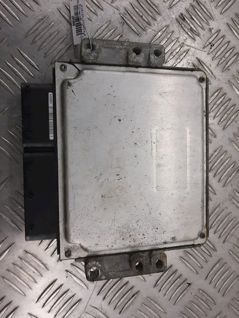 Блок управления двигателем Kia Venga 391302A300 арт. 608187