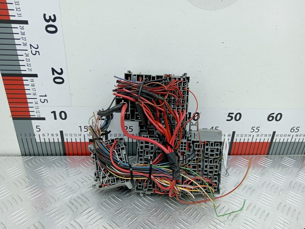 Блок предохранителей Opel Corsa C 09115142 арт. 1748212