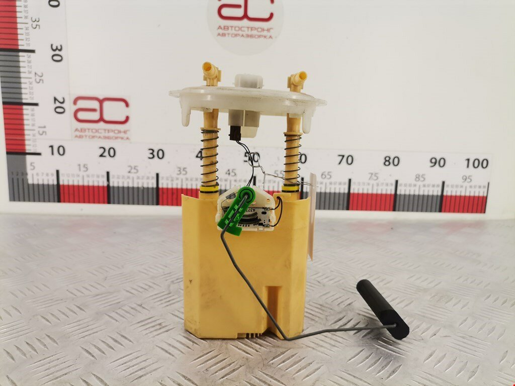 Датчик уровня топлива Renault Modus 8200588625 арт. 1491884