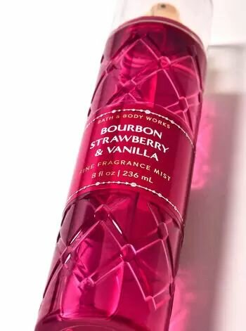 Bath and Body Works cпрей для тела мист для тела BOURBON STRAWBERRY & VANILLA