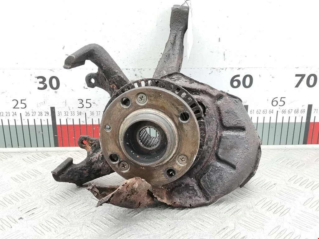 Ступица (кулак цапфа) передняя левая Volkswagen Polo 3 6N0407255 арт. 2137479