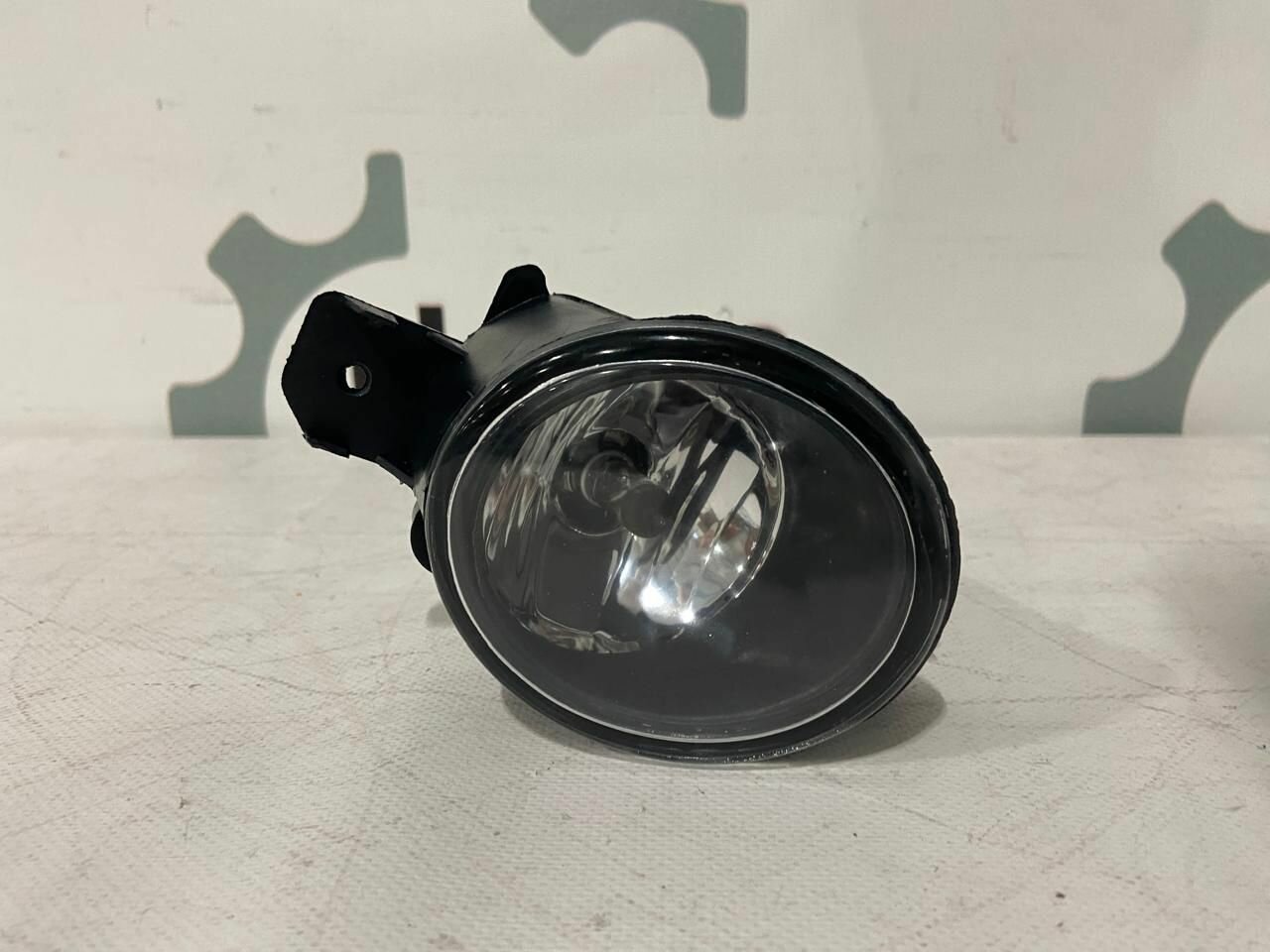 Противотуманная фара Nissan Almera G15 12-18