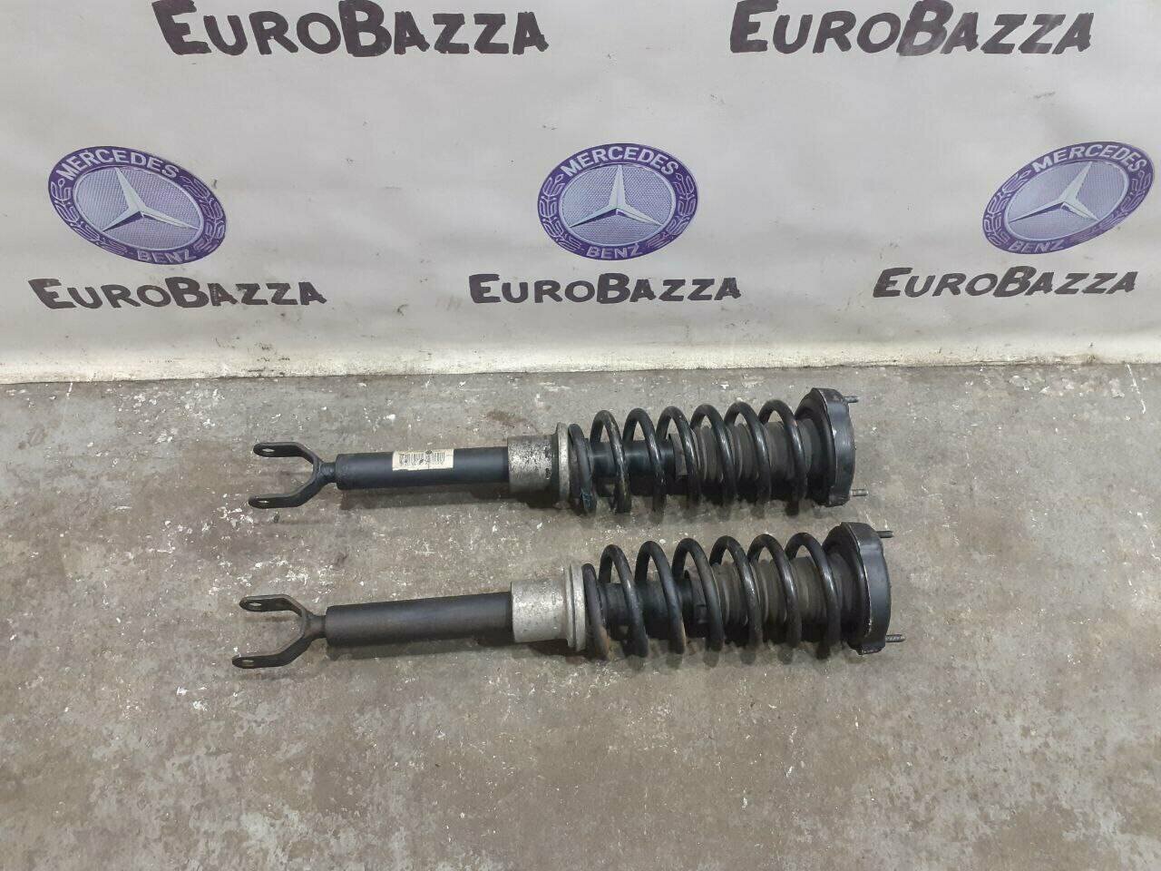 Амортизатор передний Mercedes W219 A2193200813