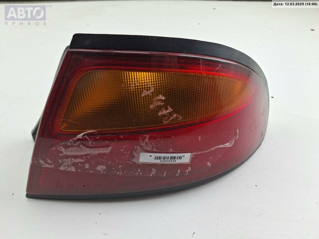 Фонарь задний правый Mazda 323 (1994-1998) BA