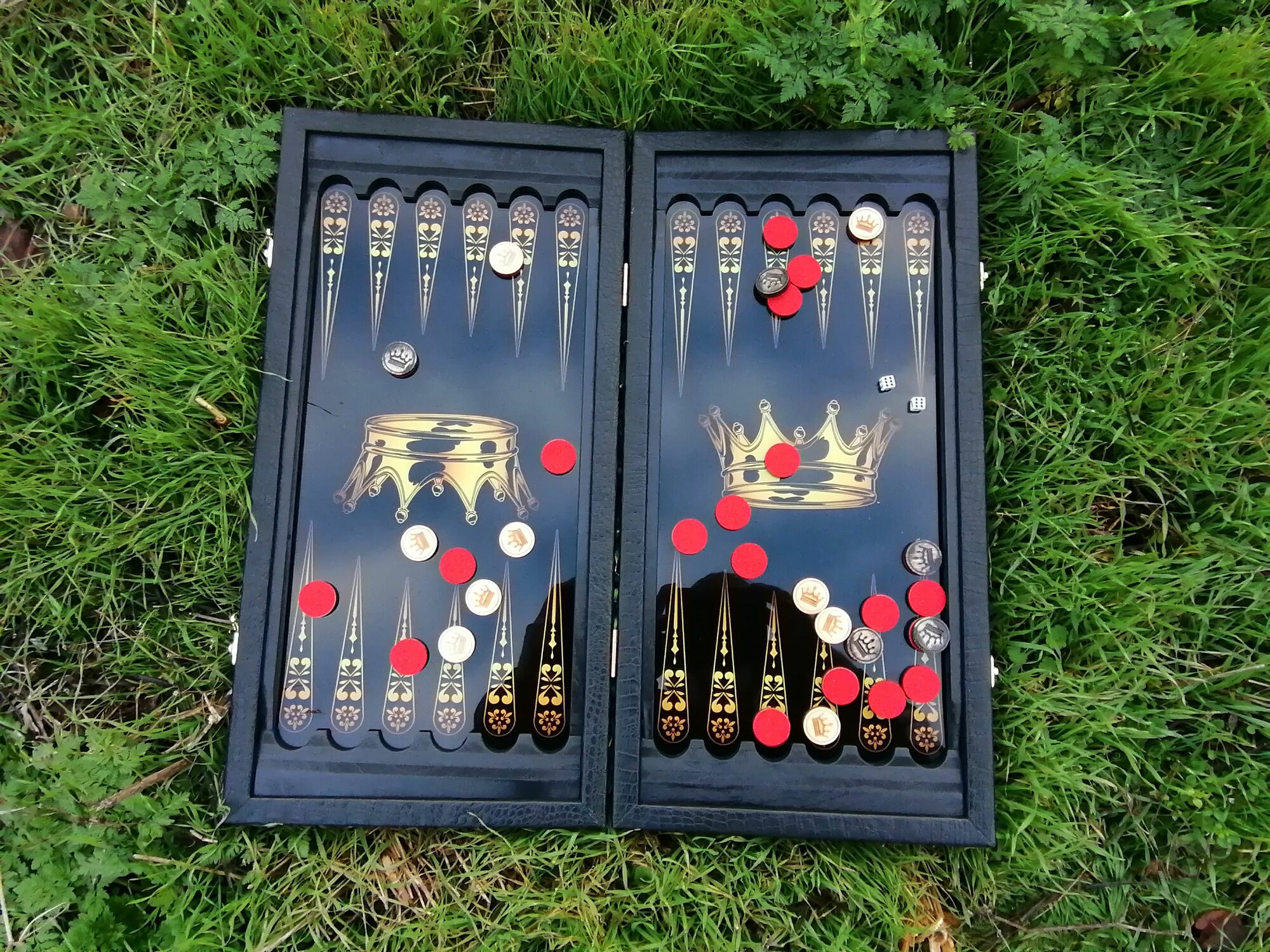 Нарды "Лев и корона", массив бука и дерева, обтянуты премиум экокожей