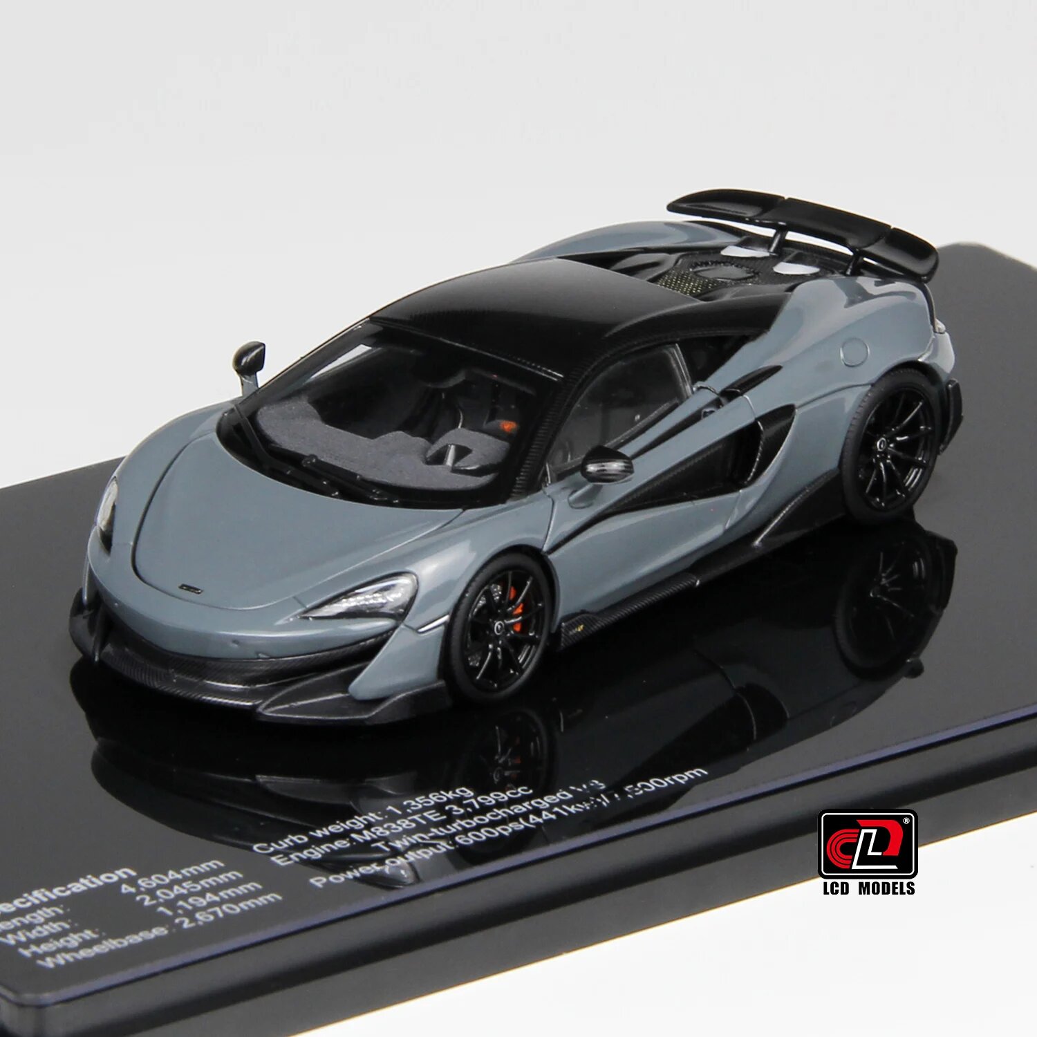 Модель McLaren 600LT 1:43, Cement Grey/Черный