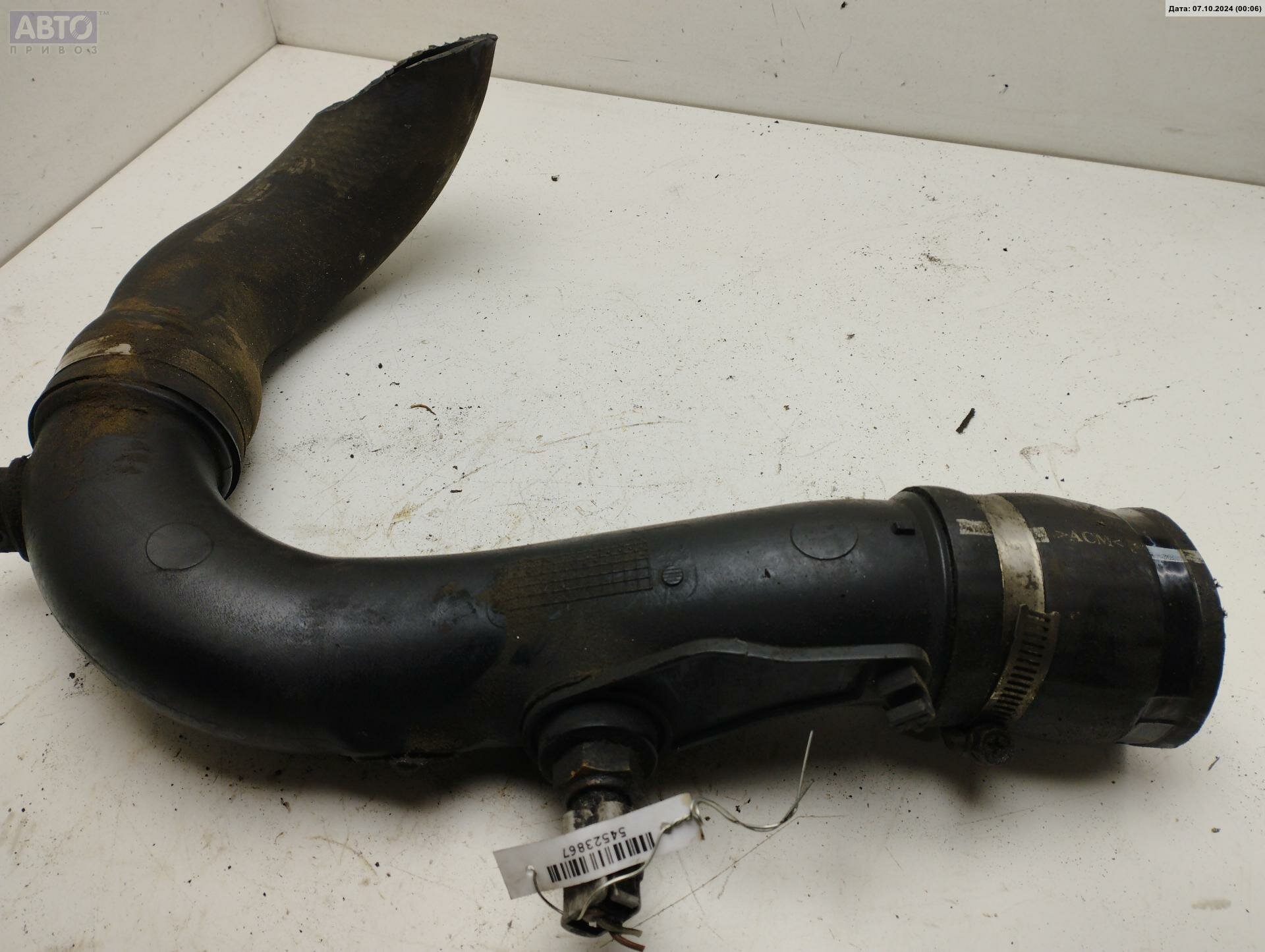 Патрубок турбины Toyota Avensis (2003-2008)