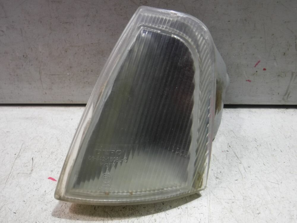 Указатель поворота левый Opel Omega A