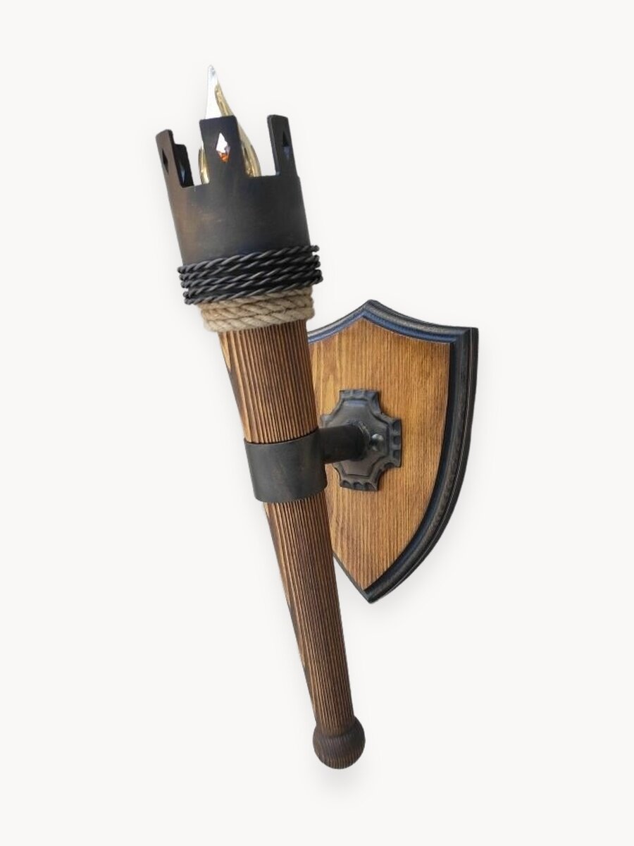 Настенный светильник ручной работы на деревянном щите "Рагнар", бра факел