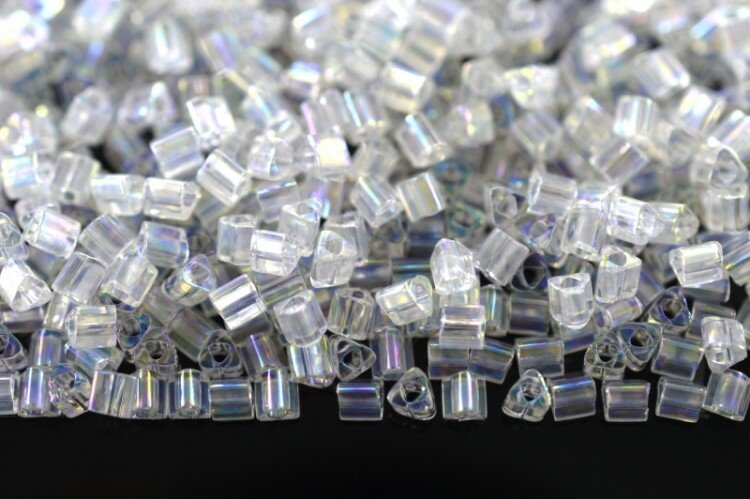 Бисер японский TOHO Triangle треугольный 11/0 #0161 хрусталь, радужный прозрачный, 5 грамм