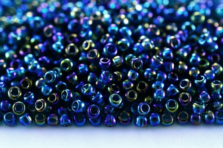 Бисер японский TOHO круглый 8/0 #0167BD изумруд, радужный прозрачный, 10 грамм