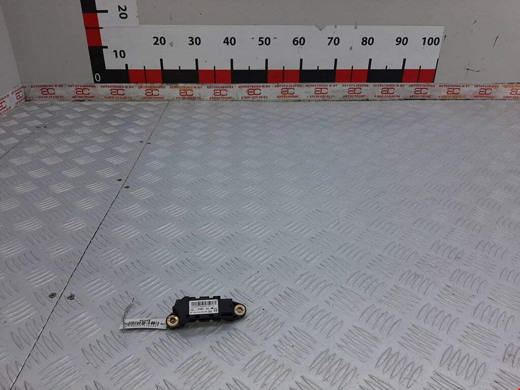 Датчик удара Mercedes S-Class (W220) A0018209126 арт. 663649