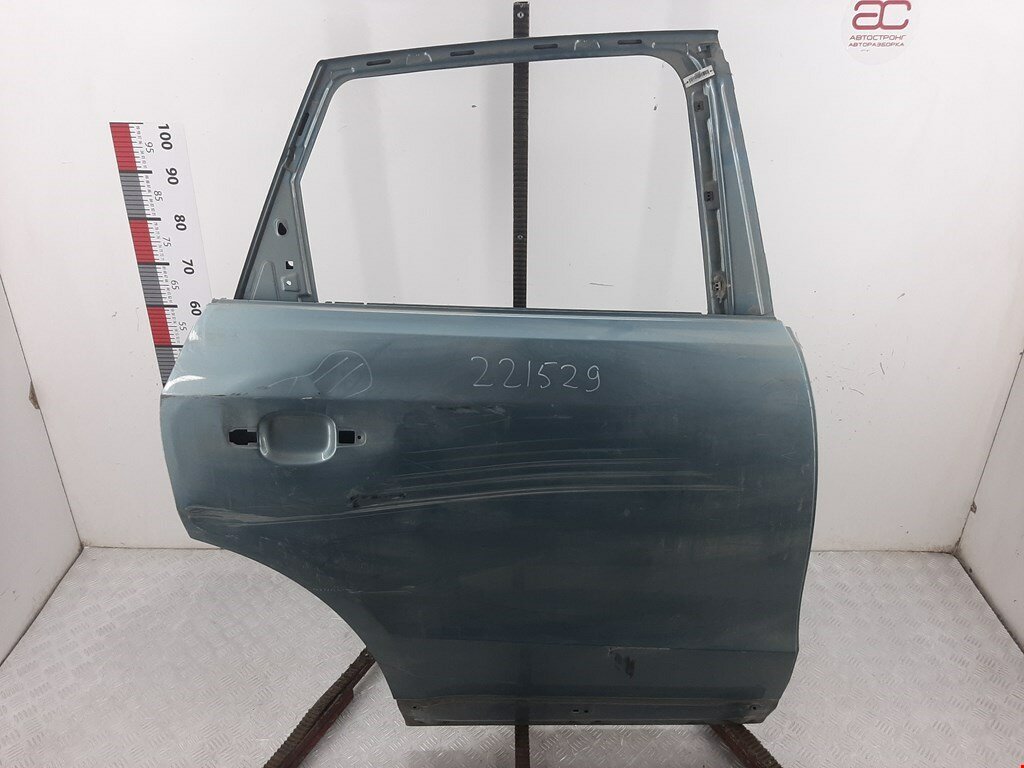 Дверь задняя правая Audi Q5 8R 8R0833052B арт. 1802230