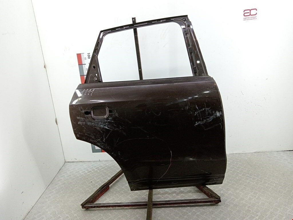 Дверь задняя правая Audi Q5 8R 8R0833052B арт. 1897208
