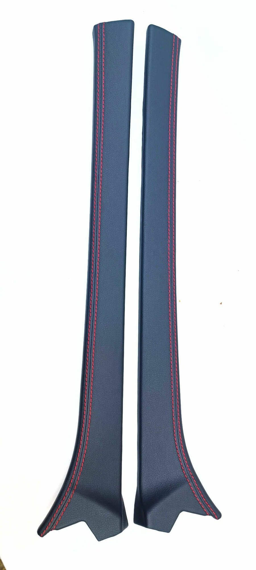 Облицовки стоек лобового стекла в коже (красная нить) для ВАЗ 2108, 2109, 21099, 2113, 2114, 2115