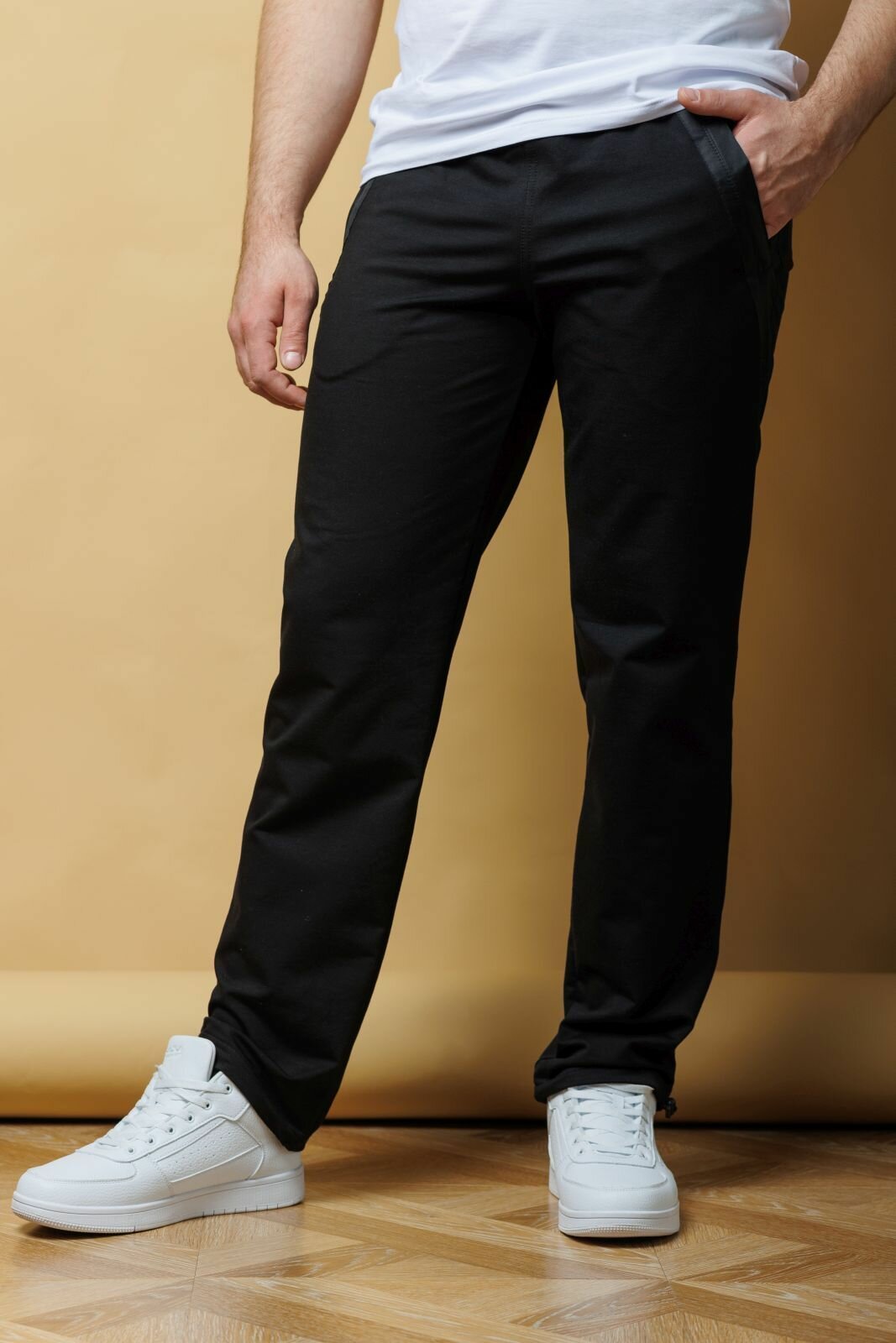 Брюки спортивные