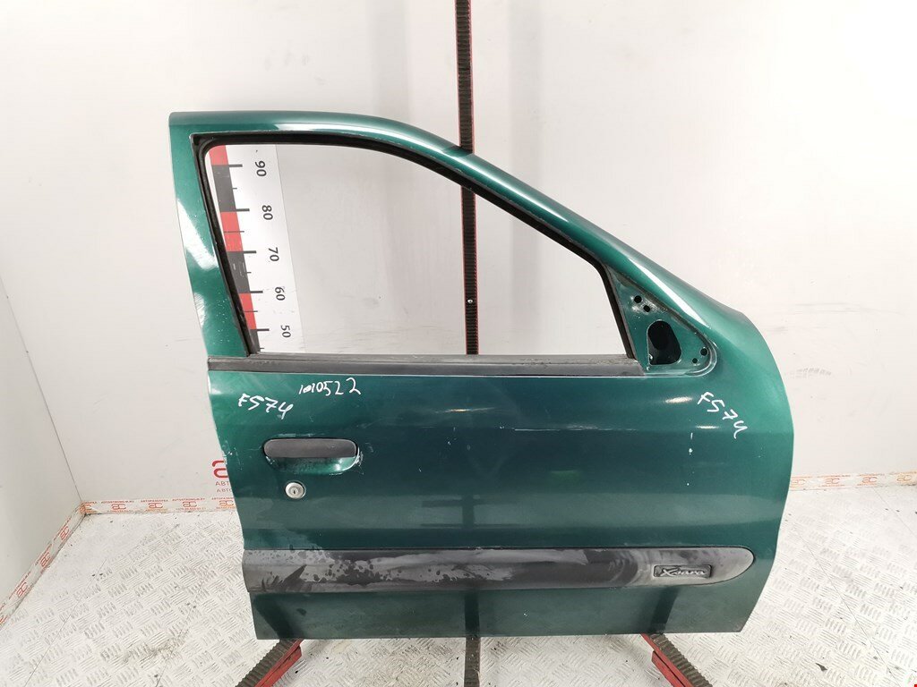 Дверь передняя правая Citroen Xsara 9004R4 арт. 1010522