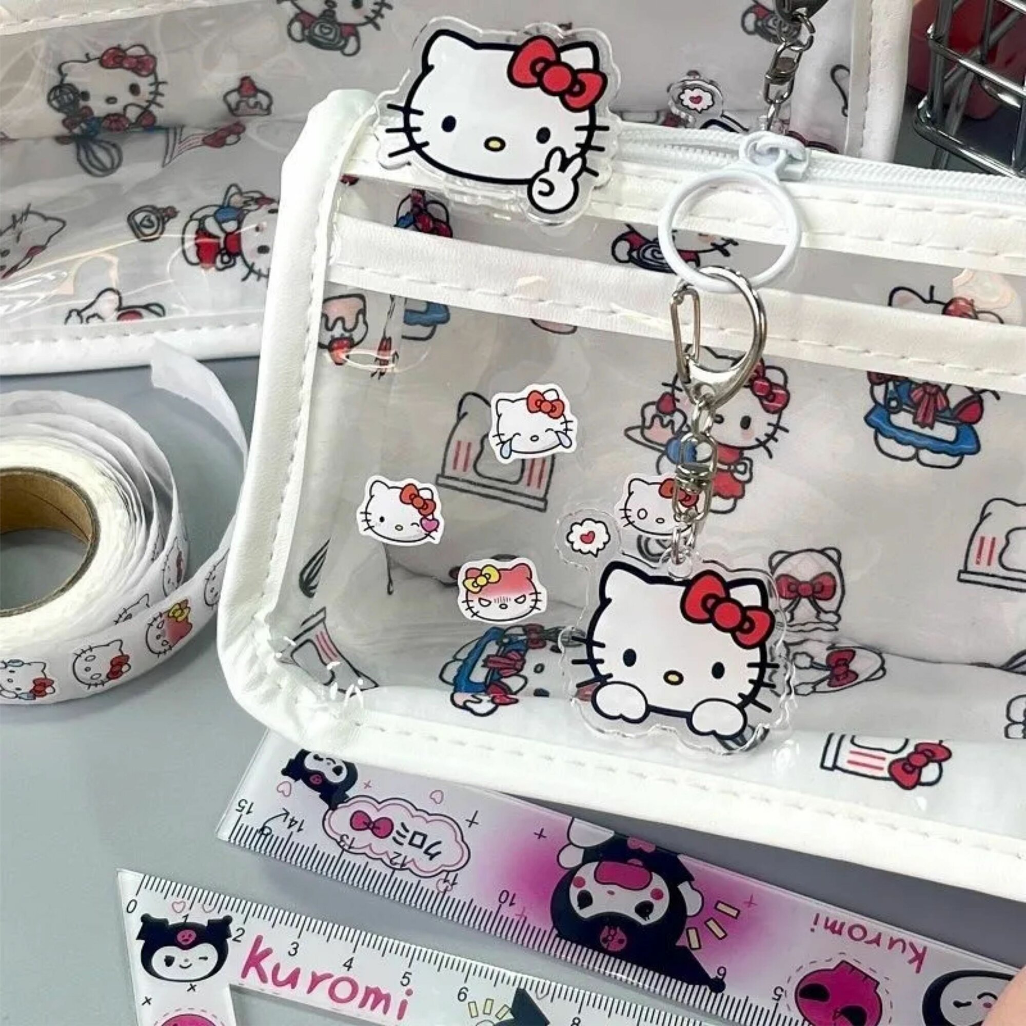 Школьный пенал для девочки аниме Хелло Китти Hello Kitty Лева