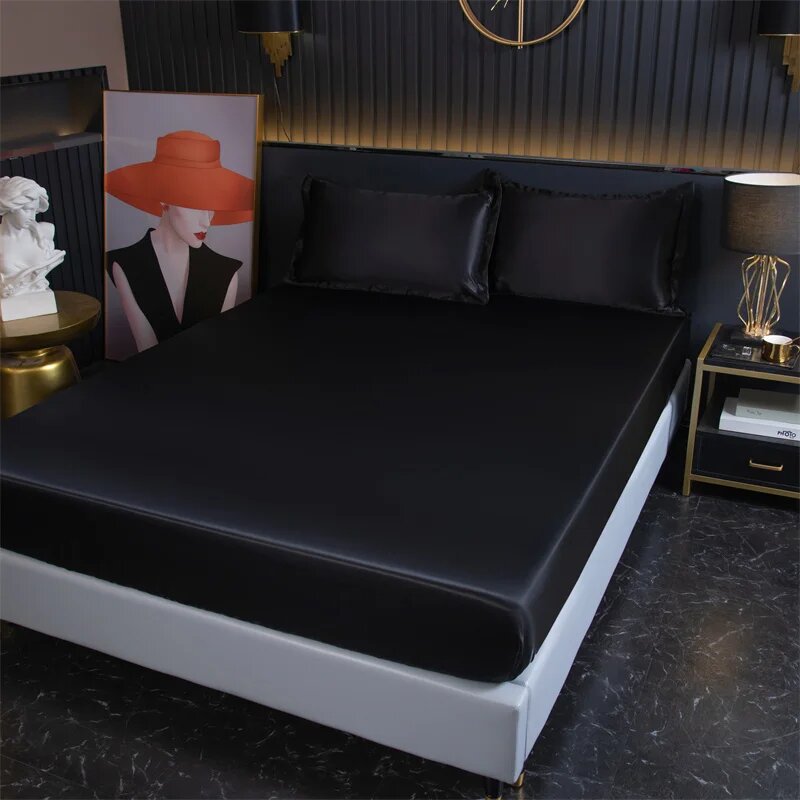 Атласная простыня Monnom King черная 200x220