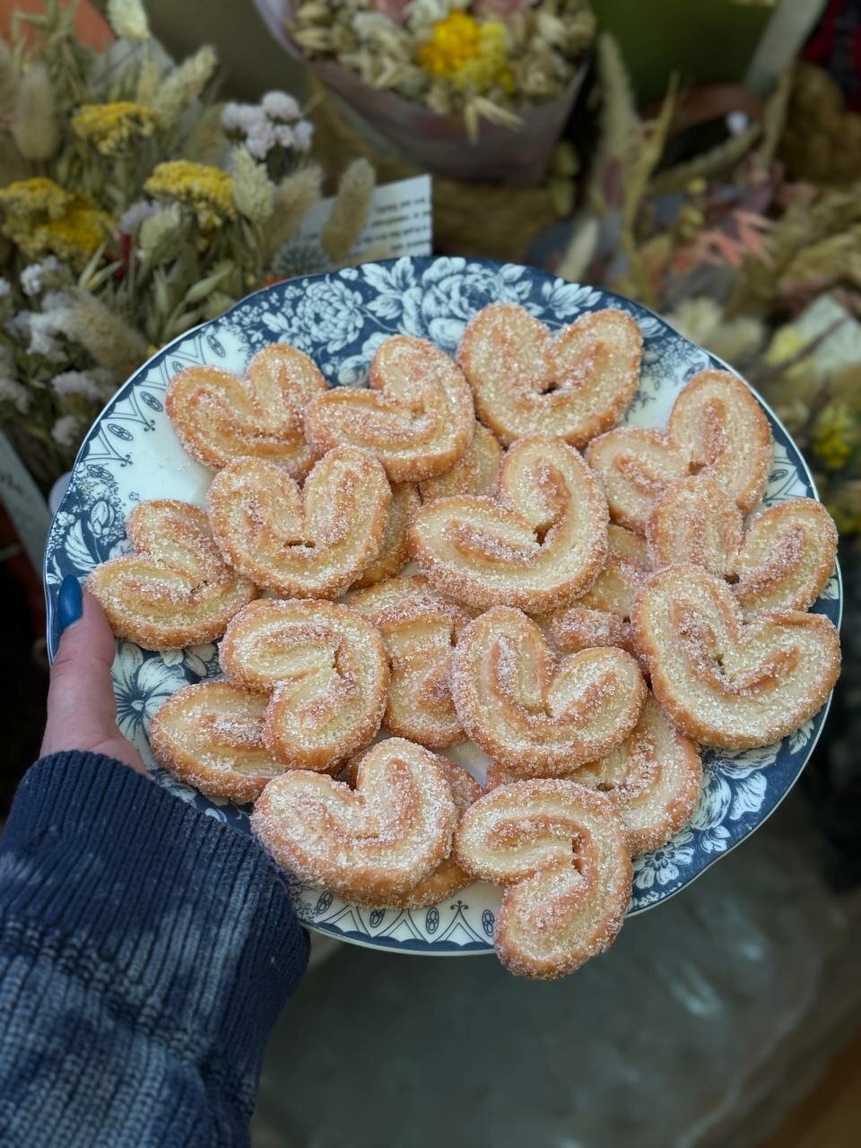 Саше, "Сахарные слоеные ушки" , оливковый воск, ручная работа, 1 шт.