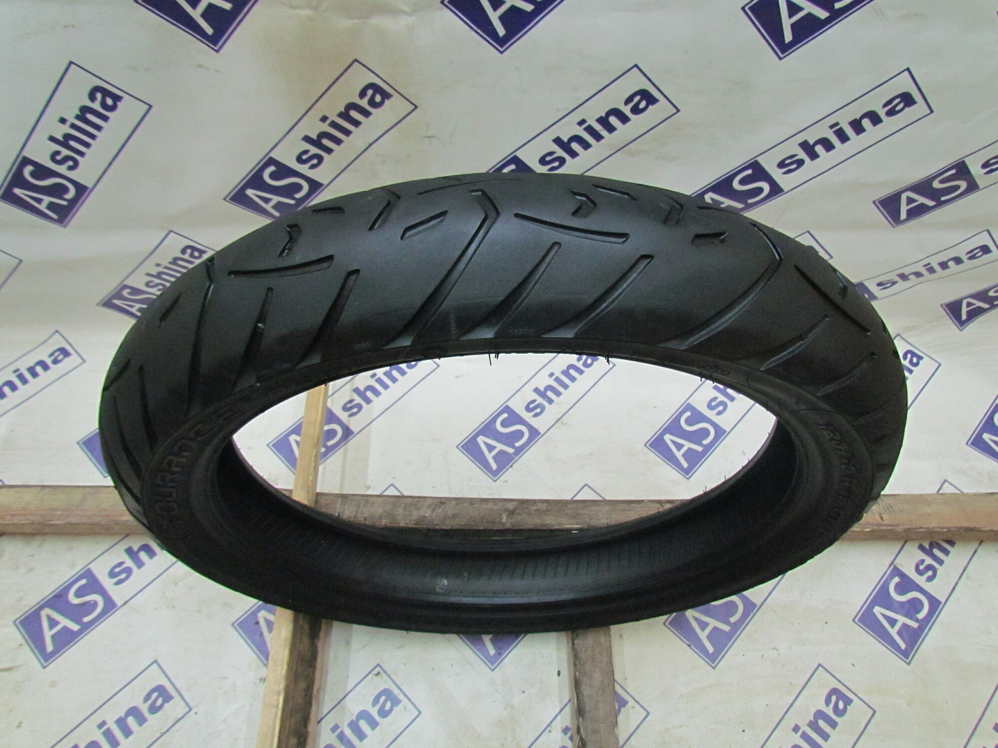 Мотошина БУ для мотоцикла Metzeler Tourance NEXT 120 / 70 R19 0024652