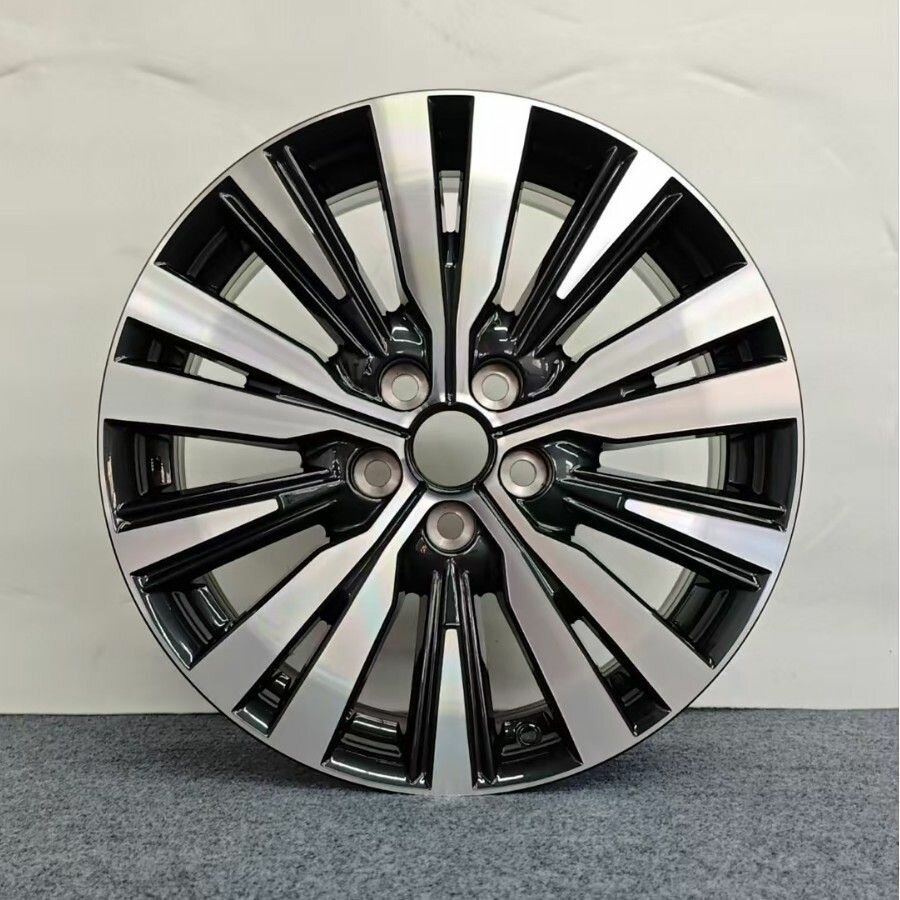 Outlander Колесный диск 7Jx18 PCD 5x114.3 ET38 DIA67.1