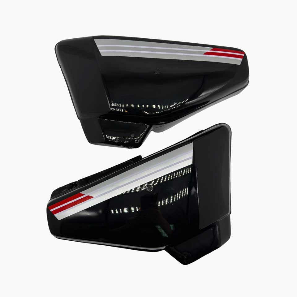 Крышки боковые на мопед Альфа (черные с полосой, комплект)