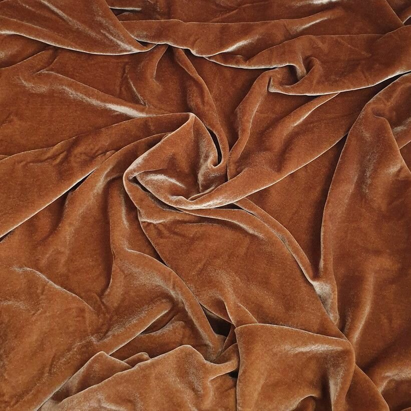 Бархат шёлковый. Отрез для рукоделия, горчичный, лоскут ткани 40х40 см. (b039). Франция