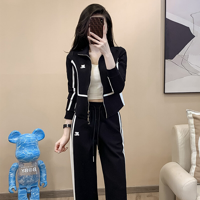 Комплект одежды