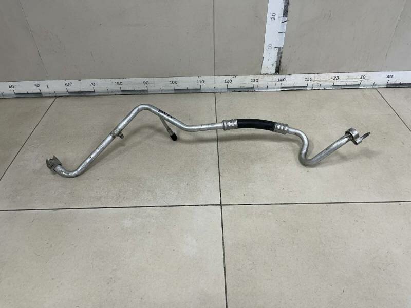 Трубка кондиционера Ford Focus 2 DB 2008-2011 кат.номер: 1741898