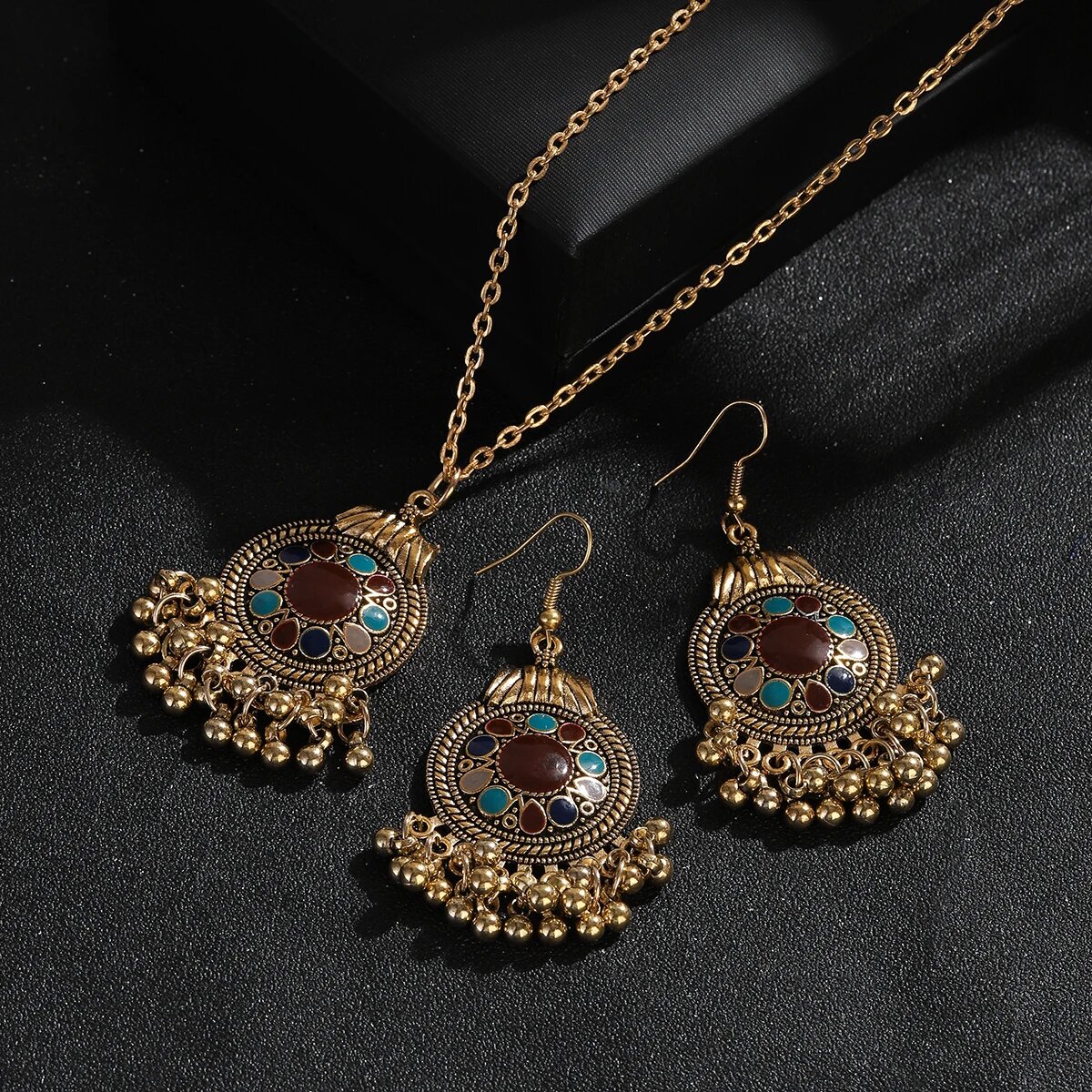 Комплект бижутерии