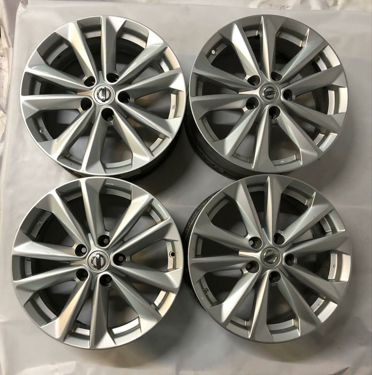 Колесные диски Nissan 17x7 PCD 5x114.3 D66.1 ET40 (оригинал)