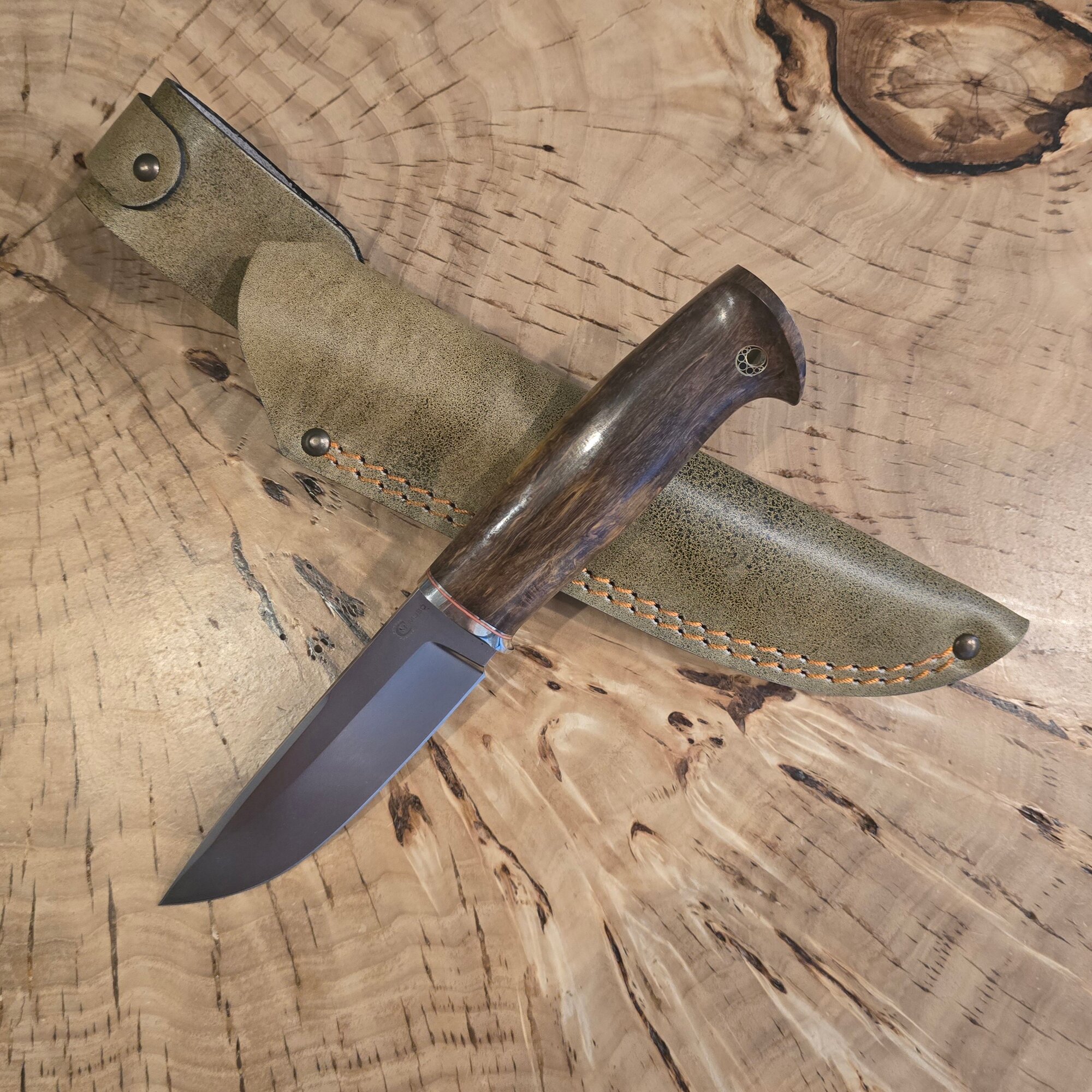 Нож Соболь, сталь М390, рукоять стабилизированная карельская береза, Мастерская Семина