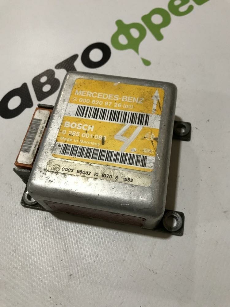 Блок управления Air Bag MERCEDES E w210 0008209726