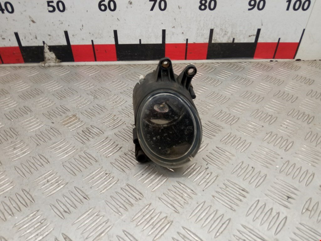 Фара противотуманная правая Audi A4 B6 8E0941700 арт. 1960423