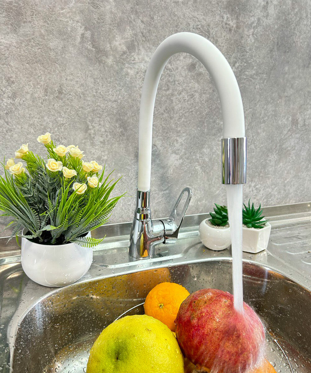 Смеситель для кухни с гибким изливом ViEiR V023521-F Хром/Белый