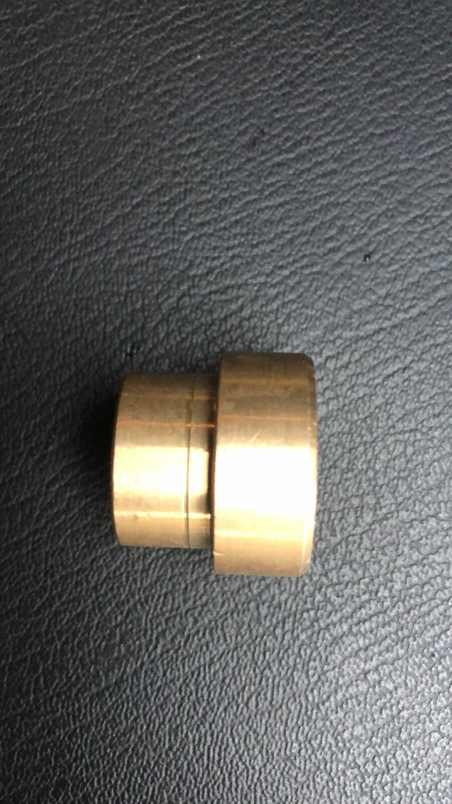 Втулка бронзовая для захвата прав. Ø24мм, для стендов сход-развал Техно Вектор