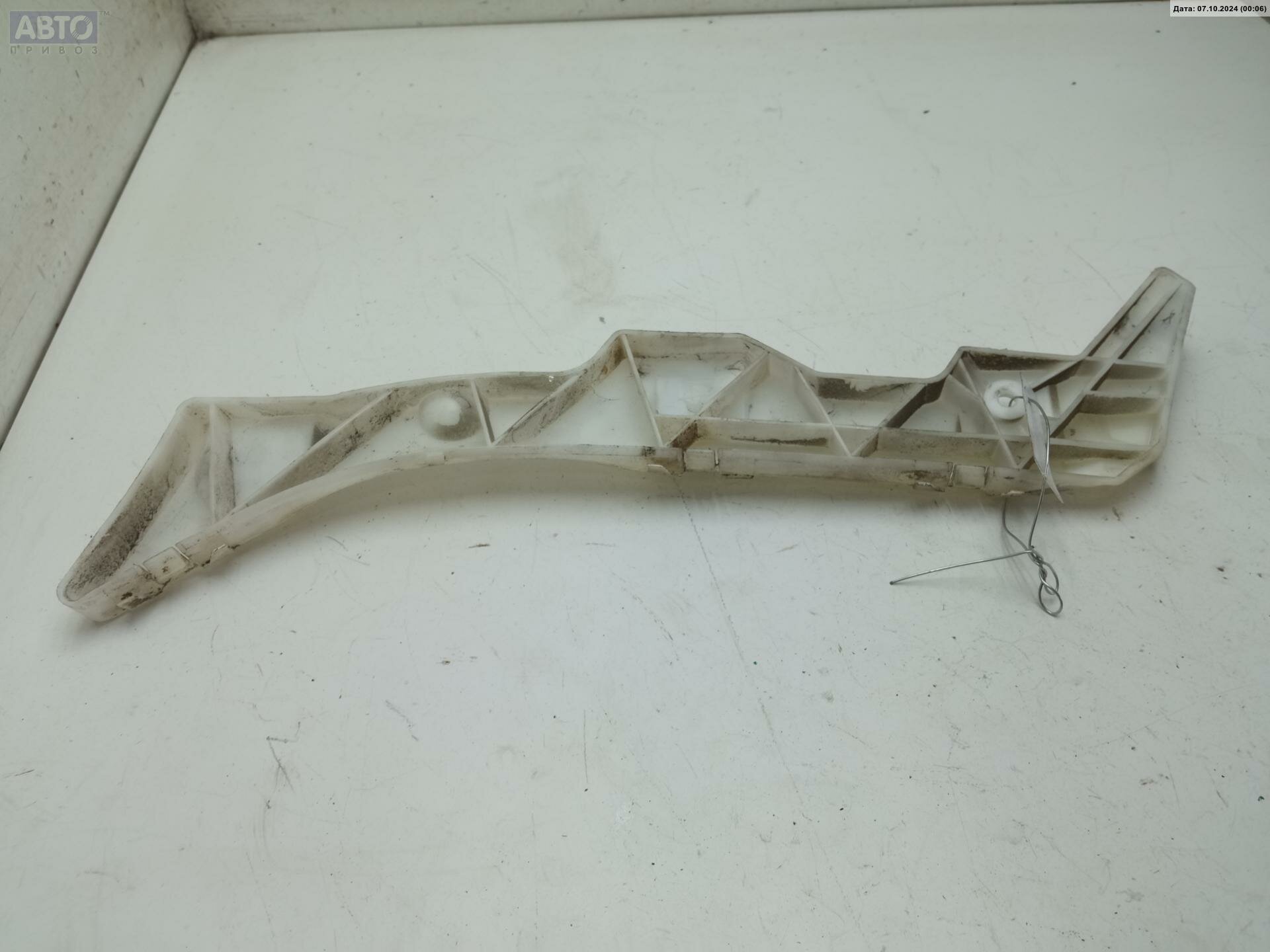 Кронштейн бампера заднего Mazda 6 (2002-2007) GG/GY