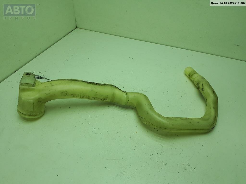 Горловина бачка омывателя Volkswagen Touareg