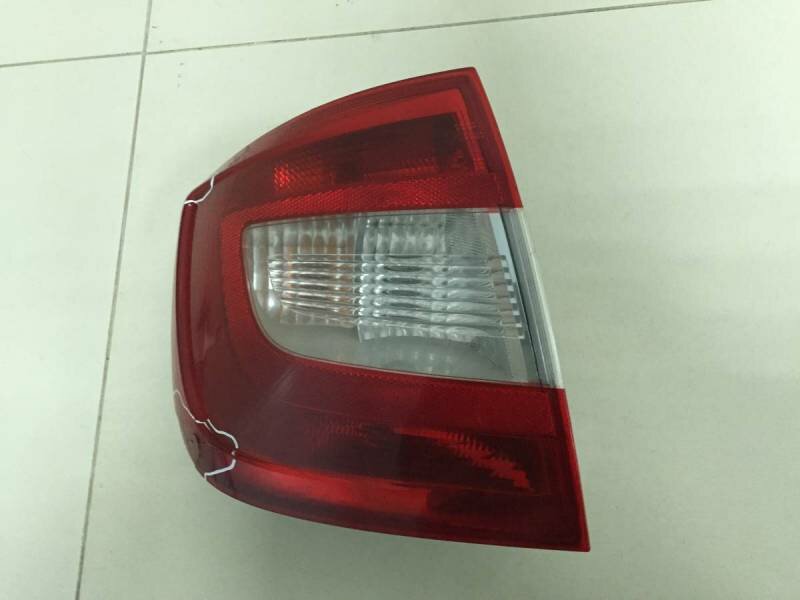 Фонарь задний левый Skoda Rapid 2012-2020 кат.номер: 5JH945095