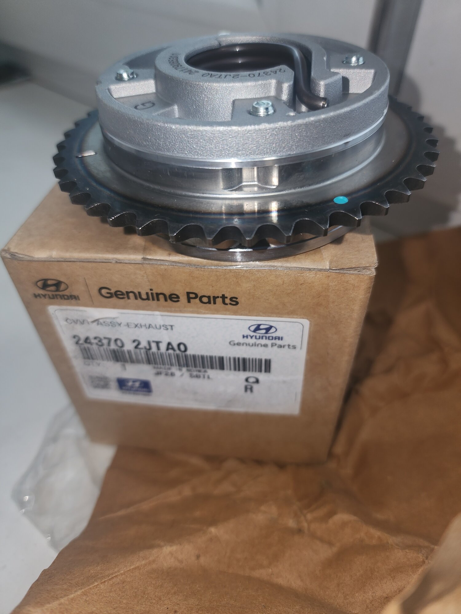 Фазорегулятор Mobis 243702JTA0, для выпускного распредвала Kia, Hyundai