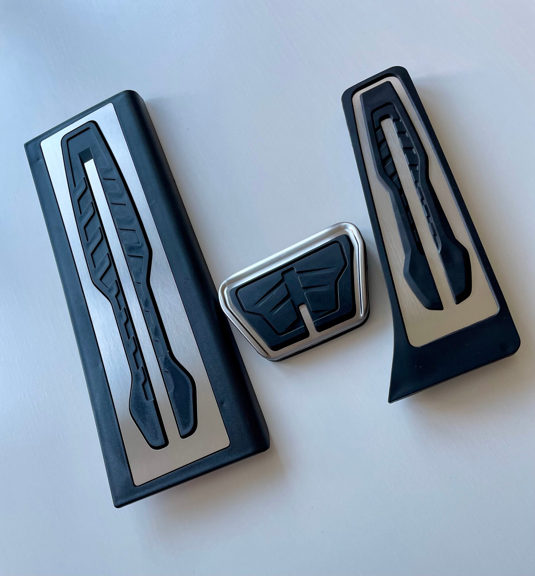 Накладки на педали BMW X3; X4 (G01; G02)