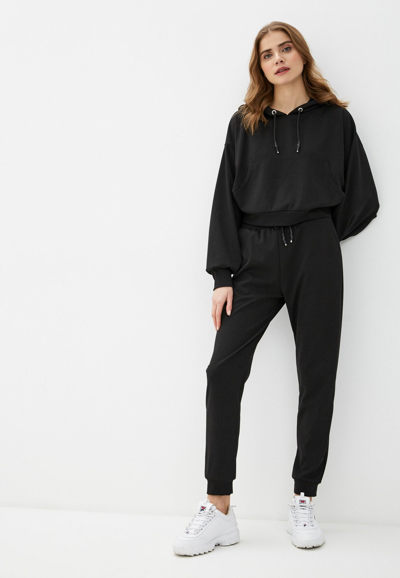 Костюм спортивный