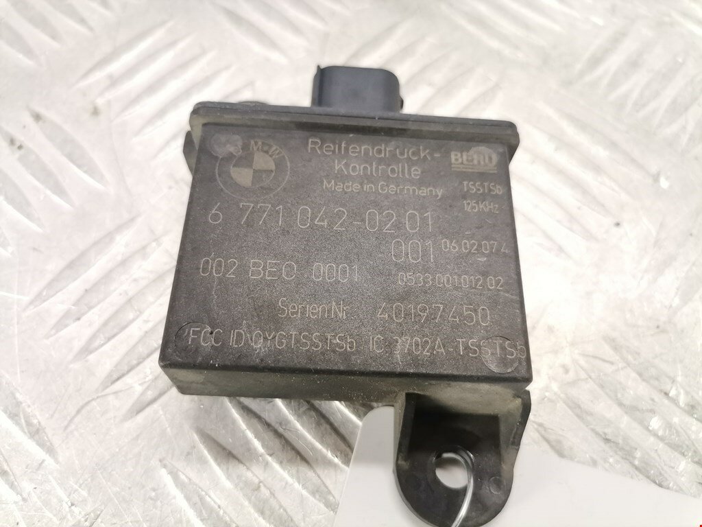 Блок контроля давления в шинах (RDC) BMW 7-Series (E65/E66) 36236771042 арт. 988464